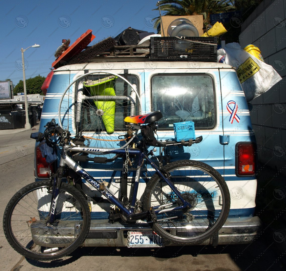 Travel Van Back - TurboSquid 380817