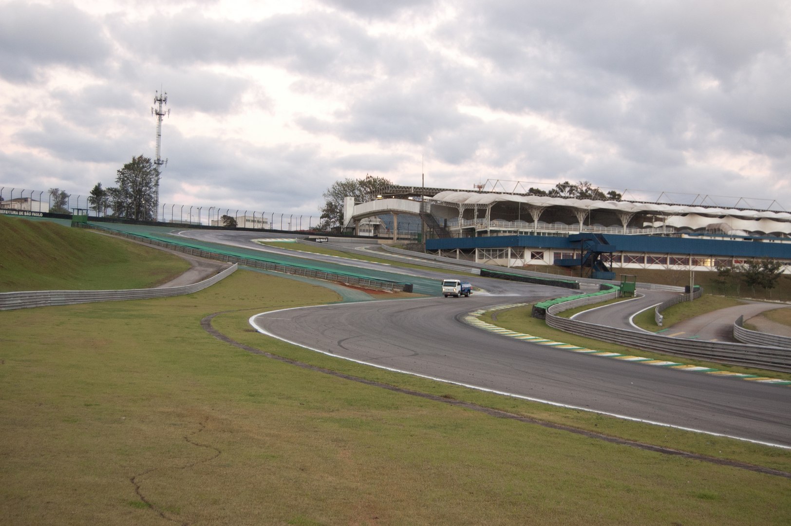 HDR 360 Pano Autdromo Jos Carlos Pace Interlagos Sunrise04 - TurboSquid ...