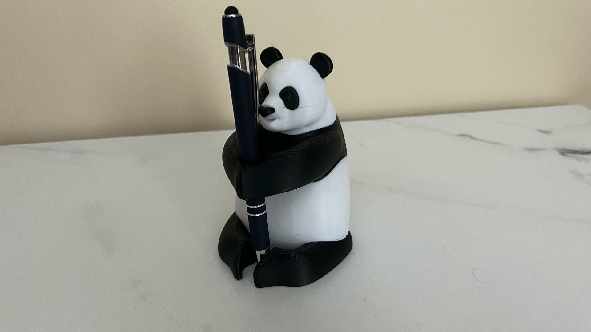 Cute Panda Holder Helper 3D - TurboSquid 2136497