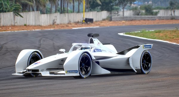 3D Spark STR05E Gen2 Formula E White Mockup 2022 - TurboSquid 1845372