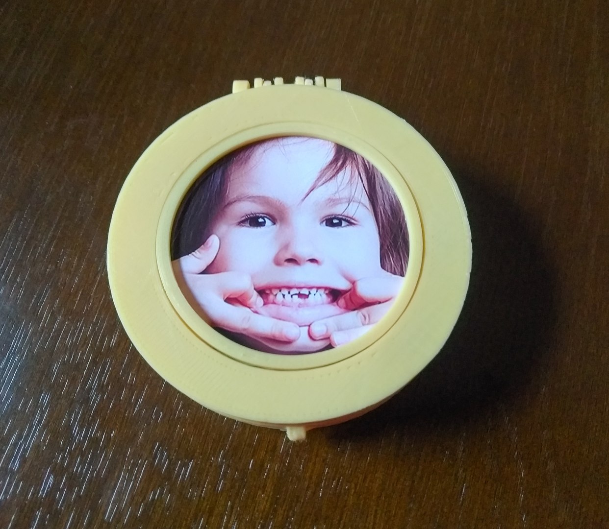 3D Tooth Box Frame Photo - TurboSquid 1318926