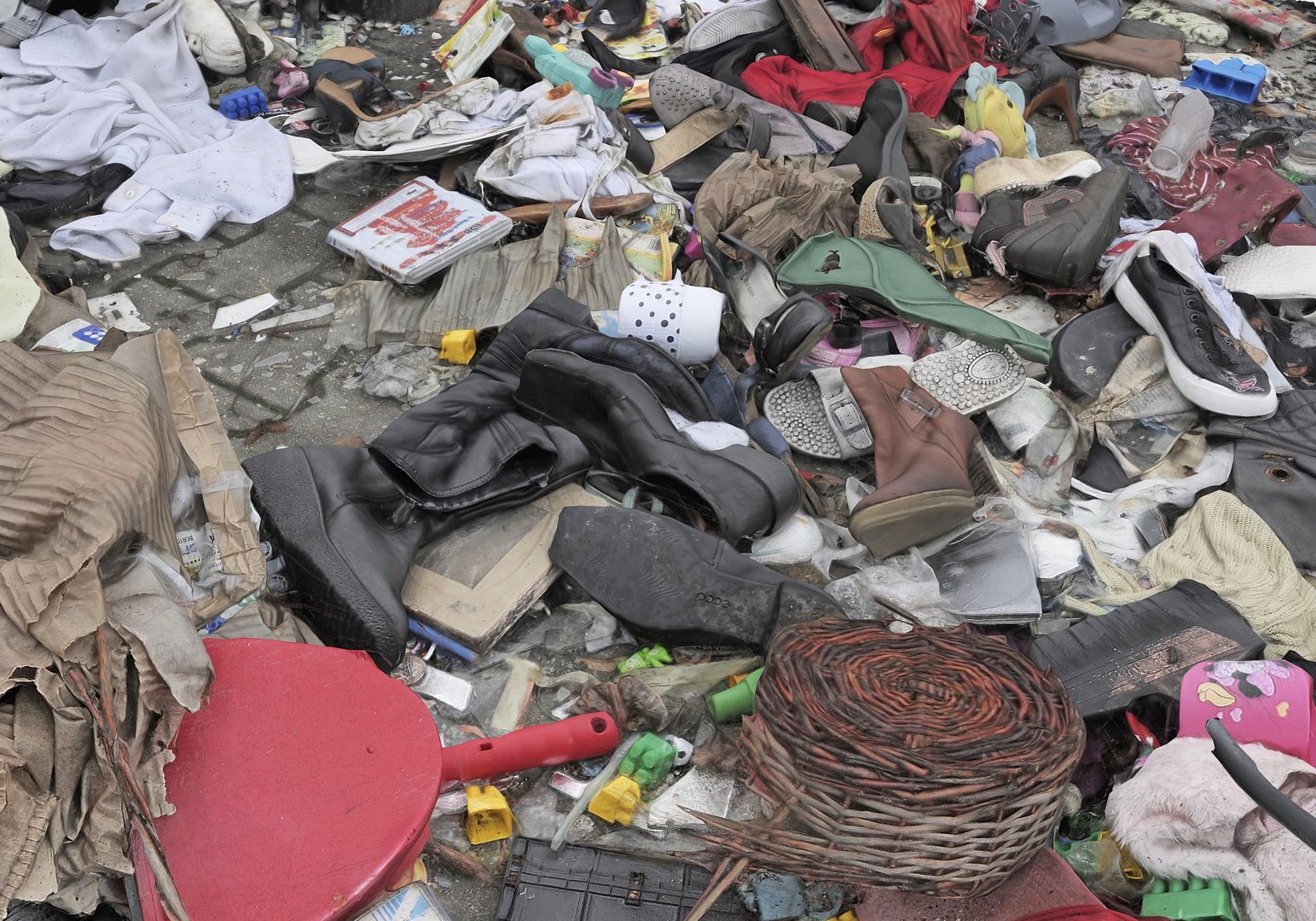 Clothes Shoes Garbage 3D - TurboSquid 1654184