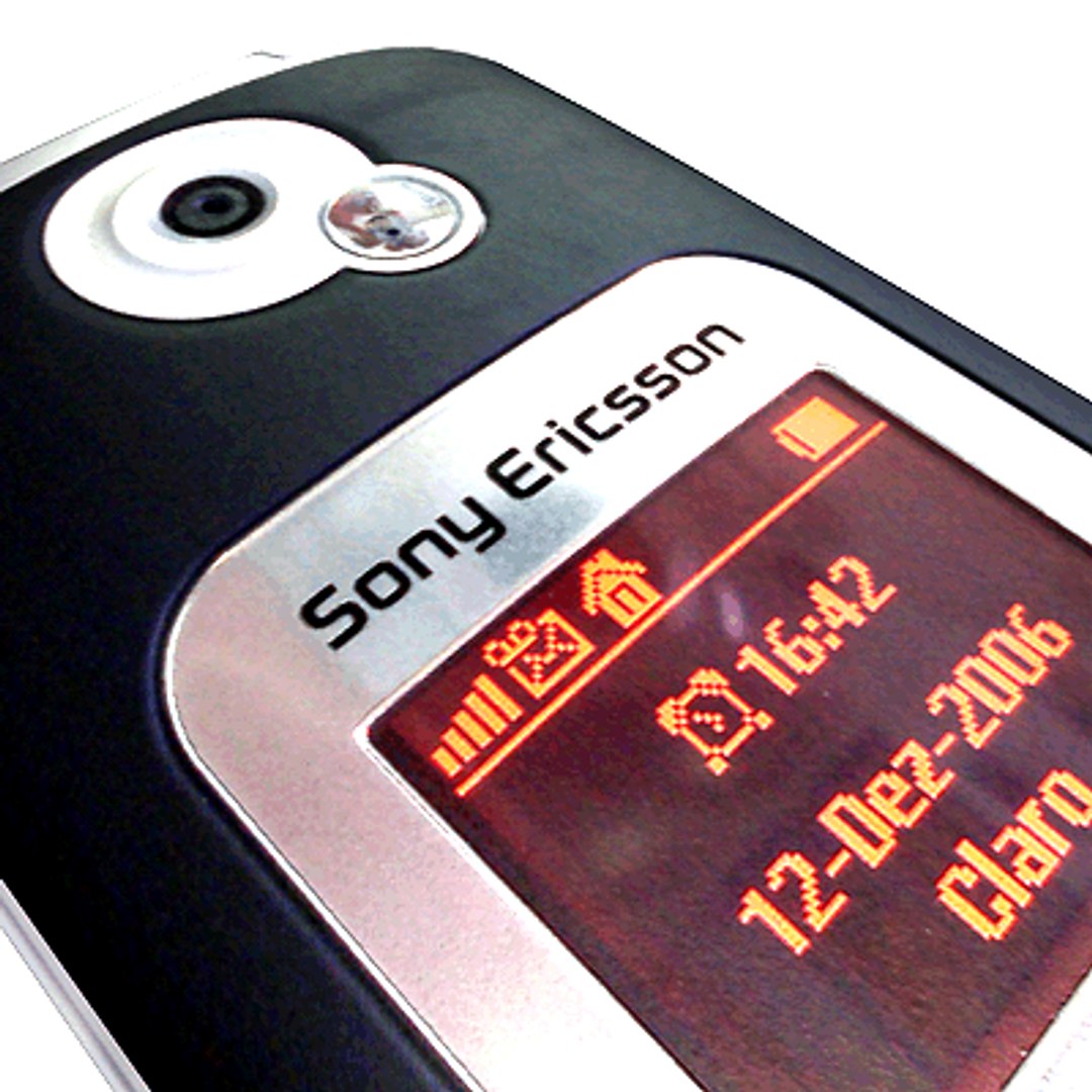 sony ericsson z530i 3d 3ds