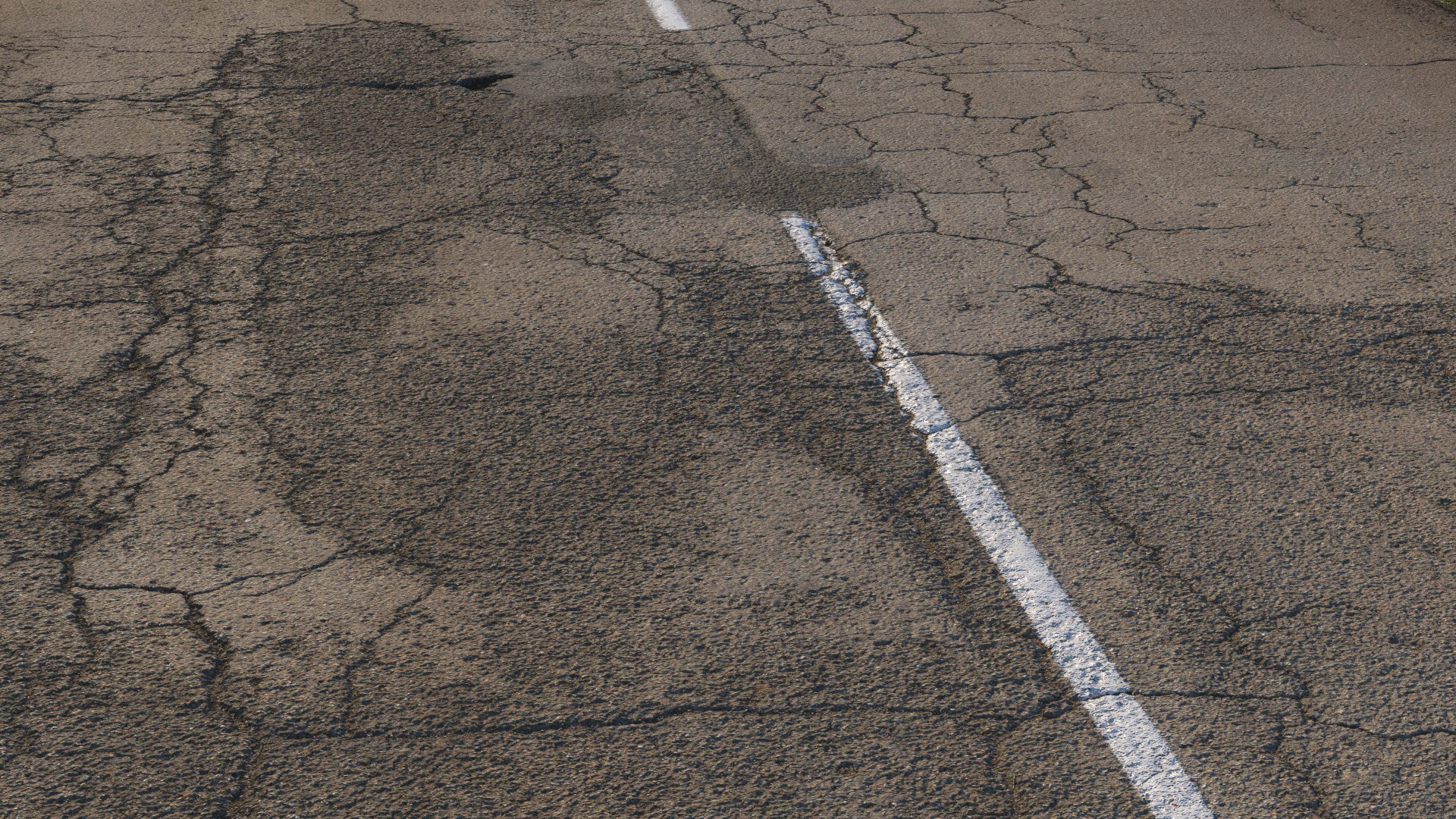 3D Old wet and dry paved road - 35 meters - TurboSquid 2119111