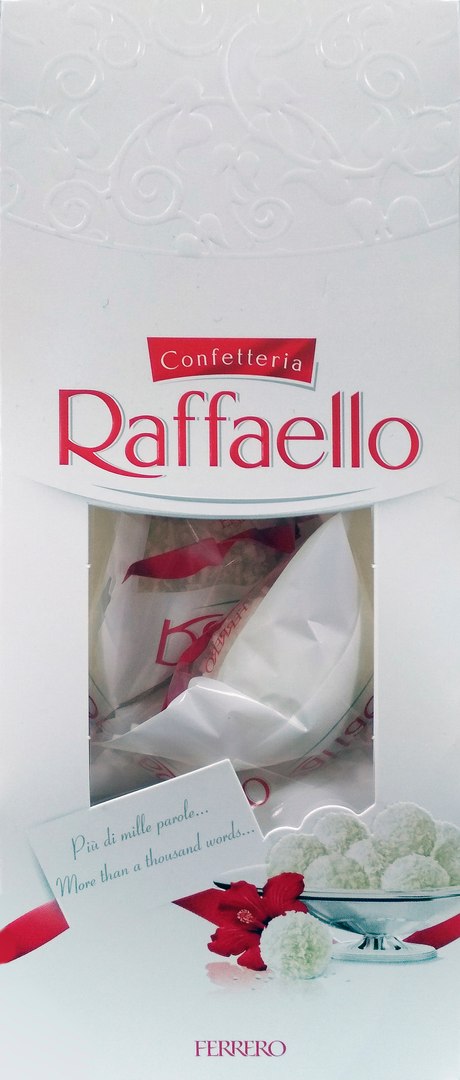 3D model Showcase-nutella and raffaello - TurboSquid 2168322