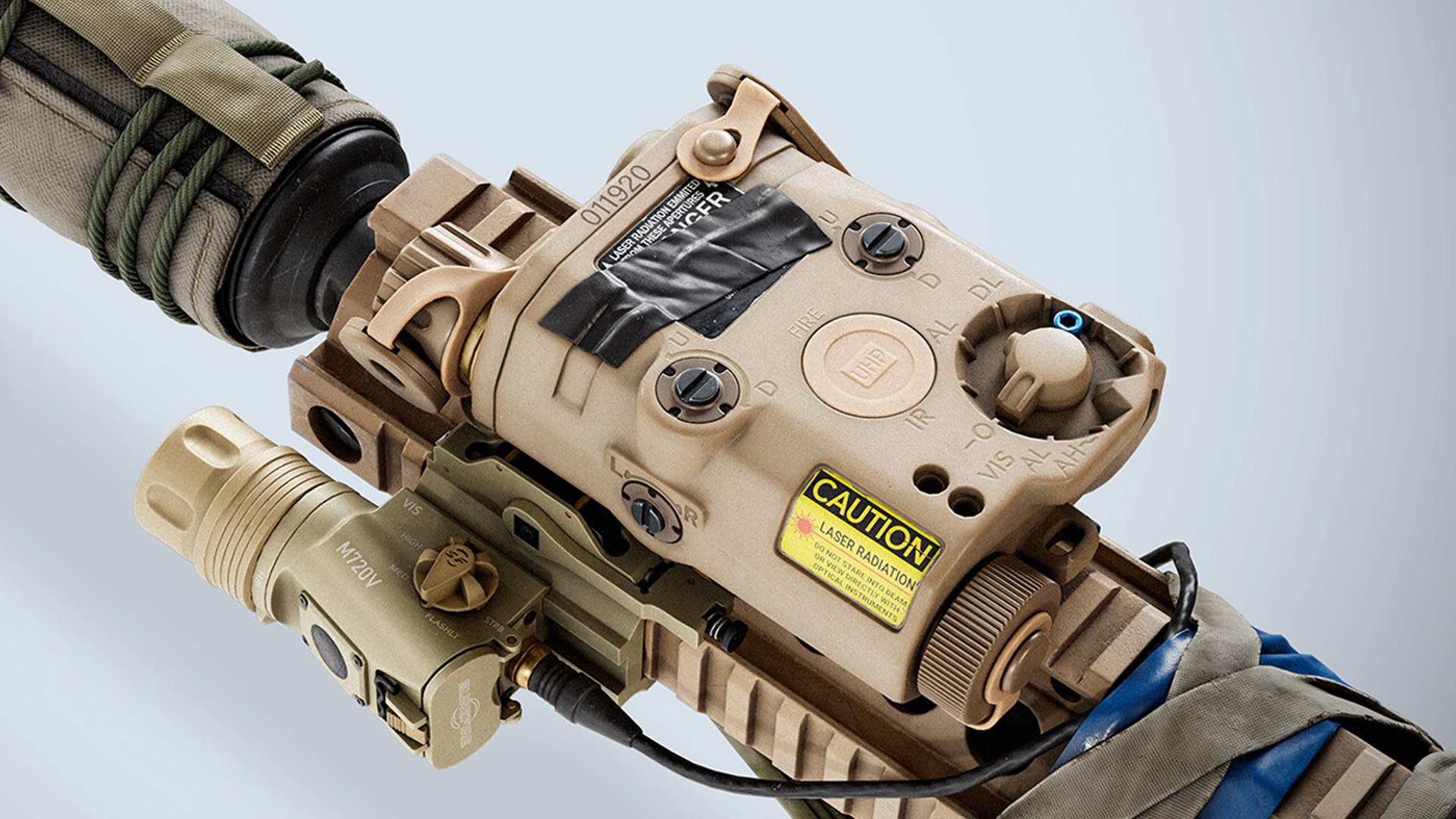 3D PEQ-15 Laser Aiming Device With Flashlight - TurboSquid 2214403