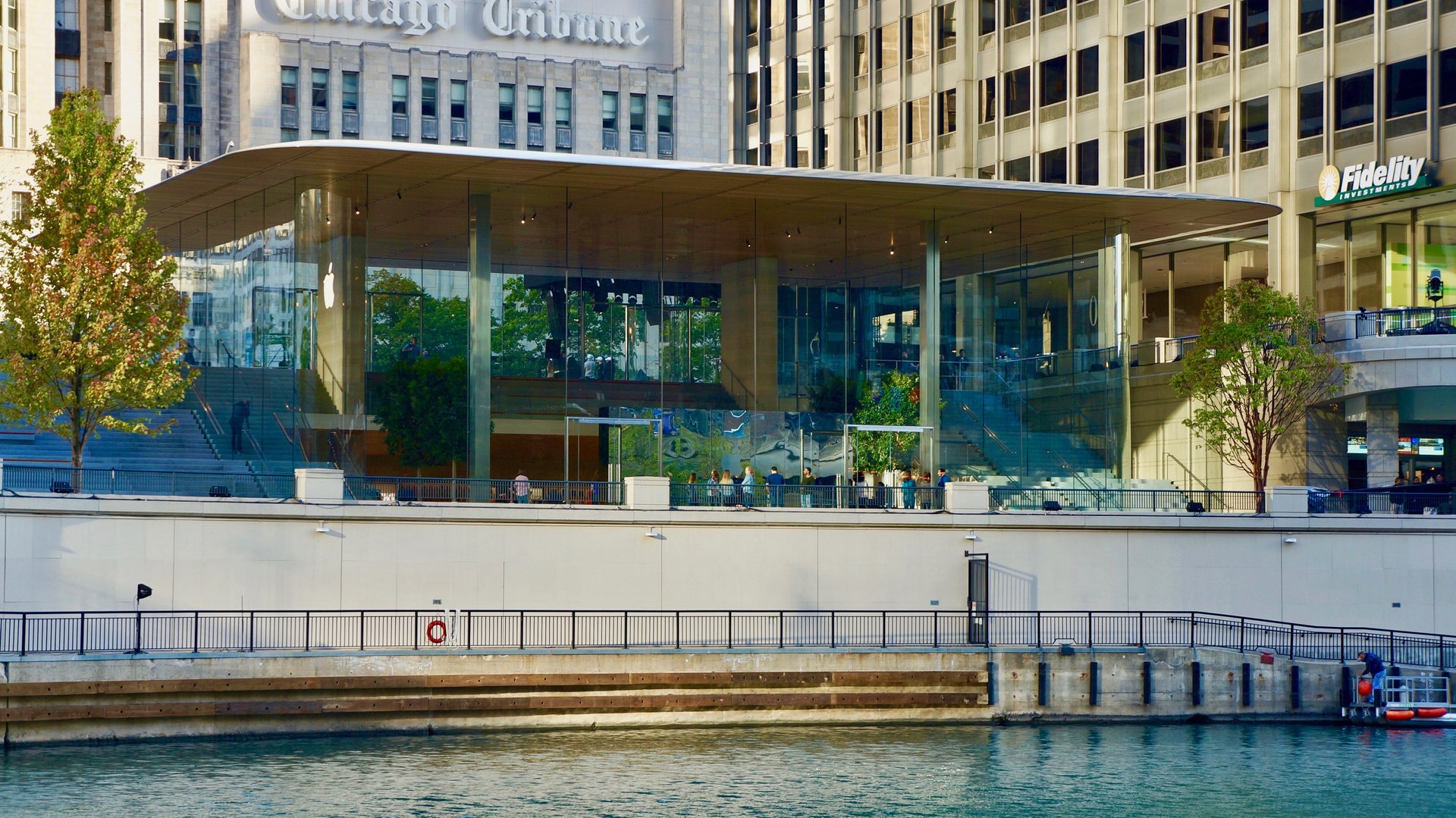 Apple Store Michigan Avenue 3D model - TurboSquid 2076621