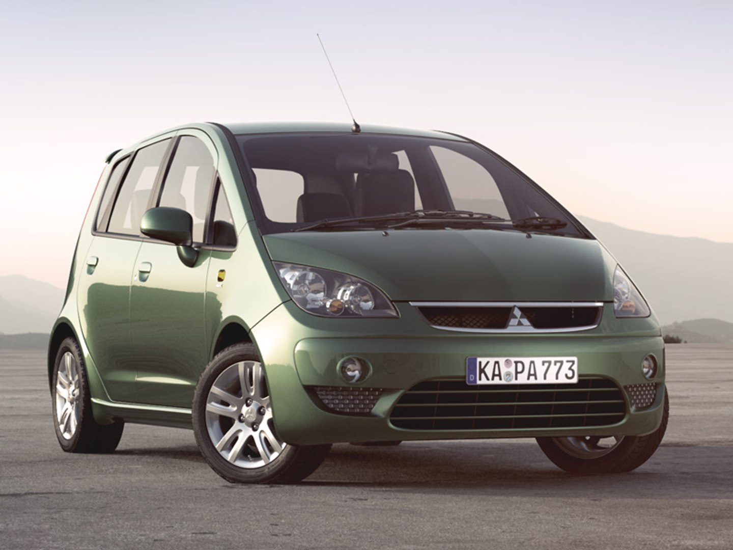 3d Model Mitsubishi Colt Car