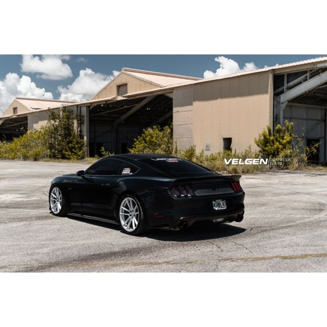 3D Velgen Wheels Lightweight Series VF5 Wheel Gloss Silver - TurboSquid ...