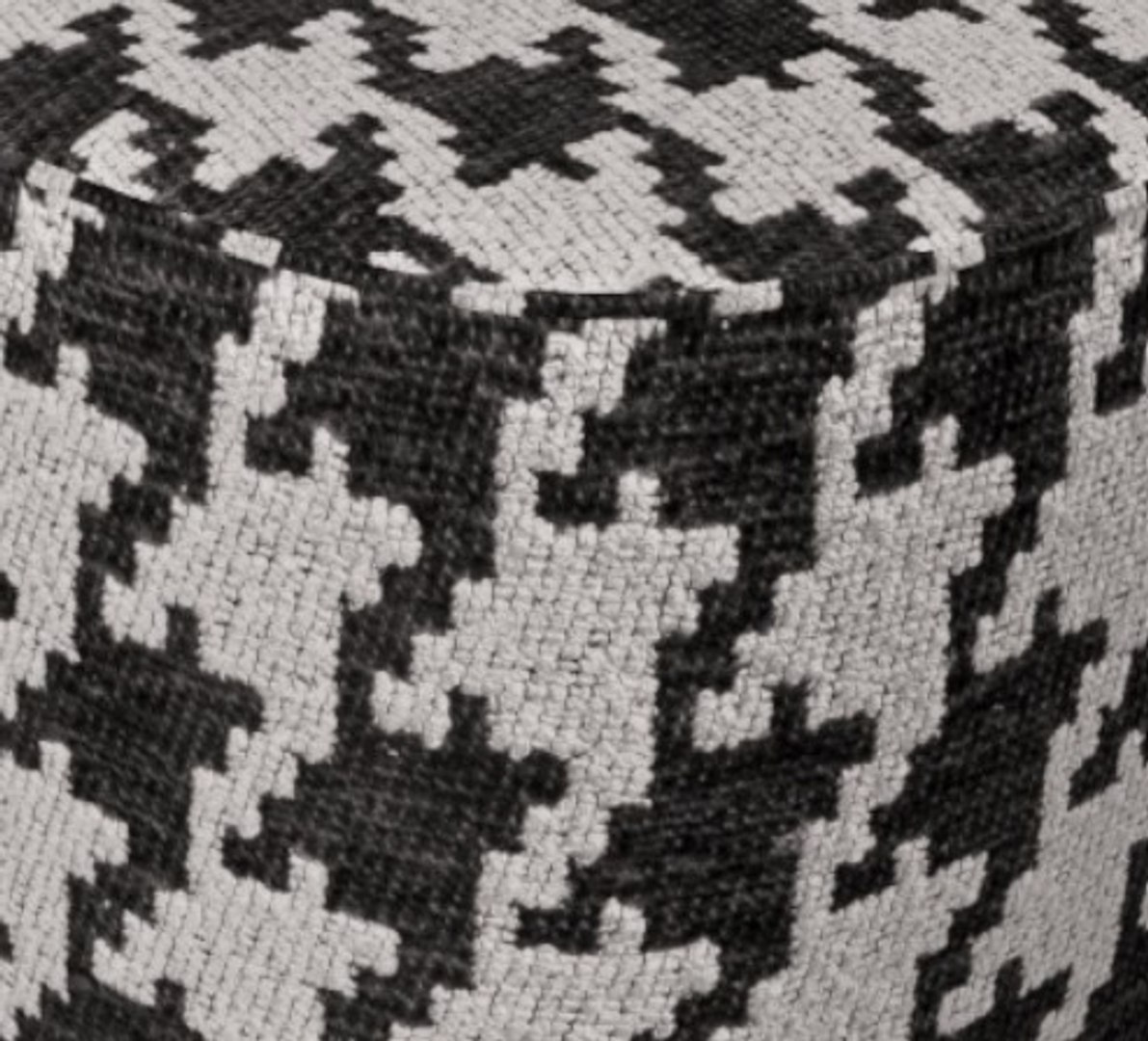 3D Pouf Minotti Davis Model - TurboSquid 1516426