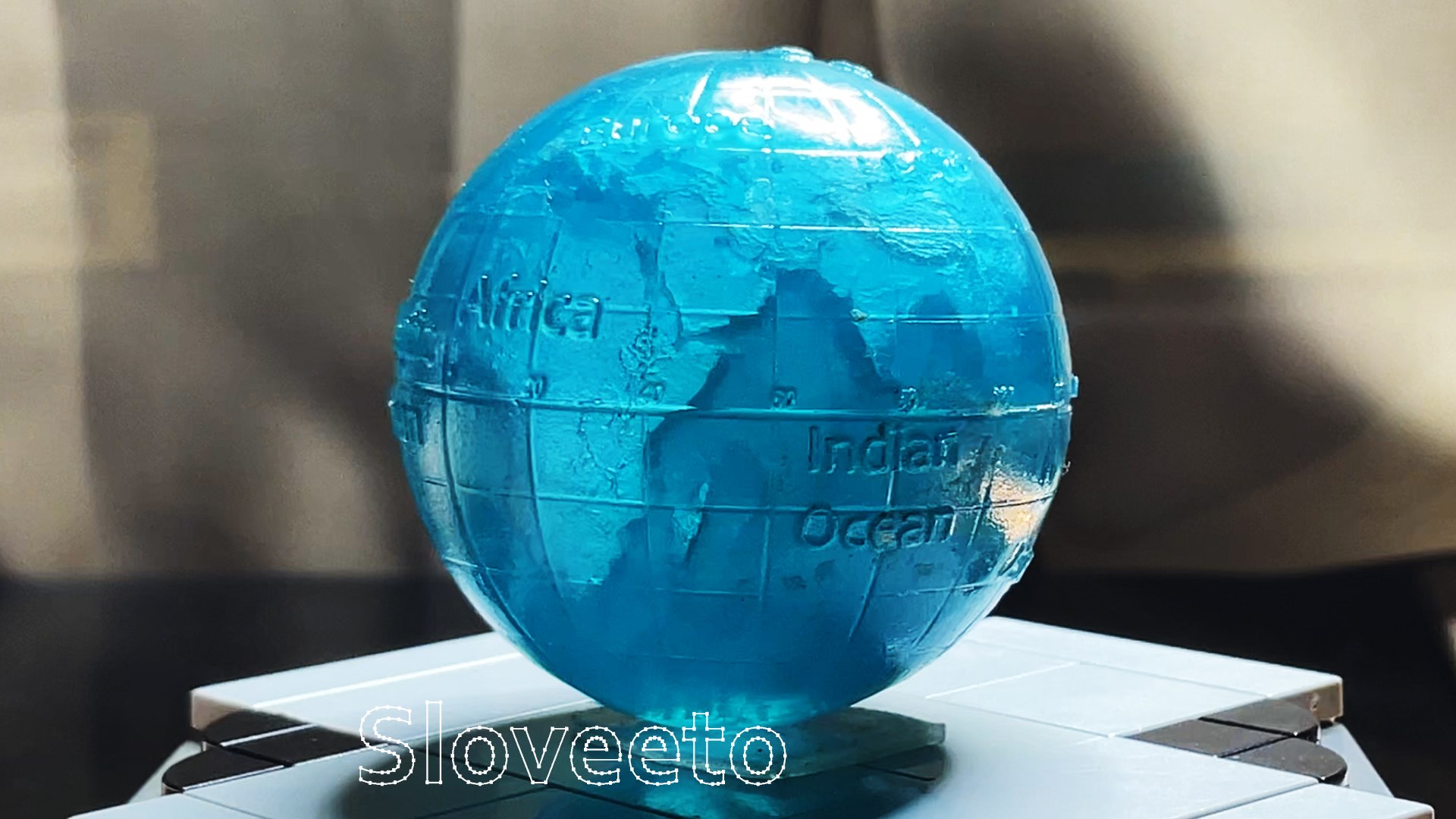 Transparent World Globe With Labeled Continents And Oceans - Movable ...