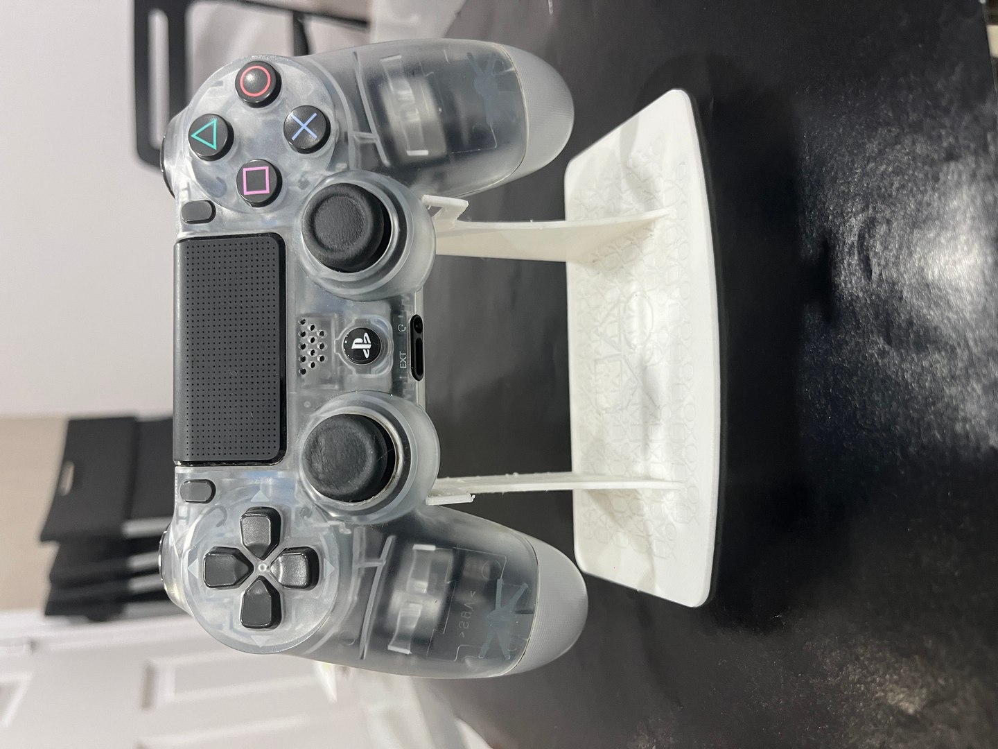 3D PS4 Controller Stand - TurboSquid 2113114