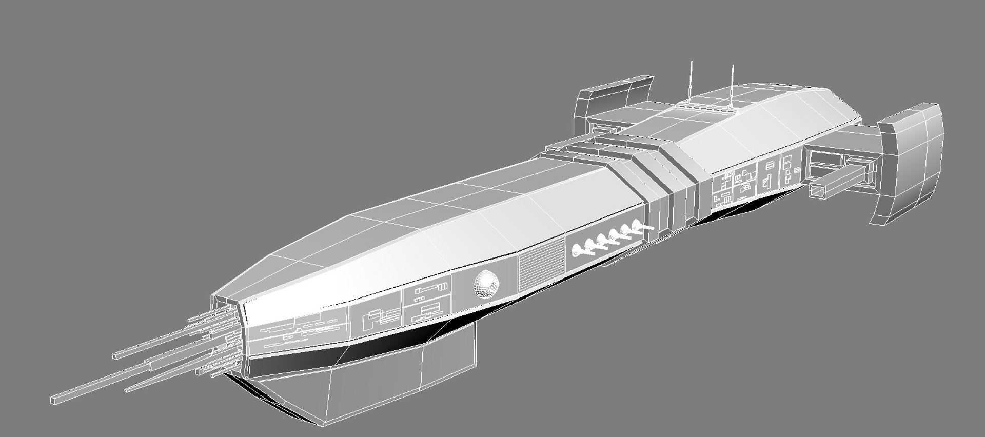 max cruiser ship space