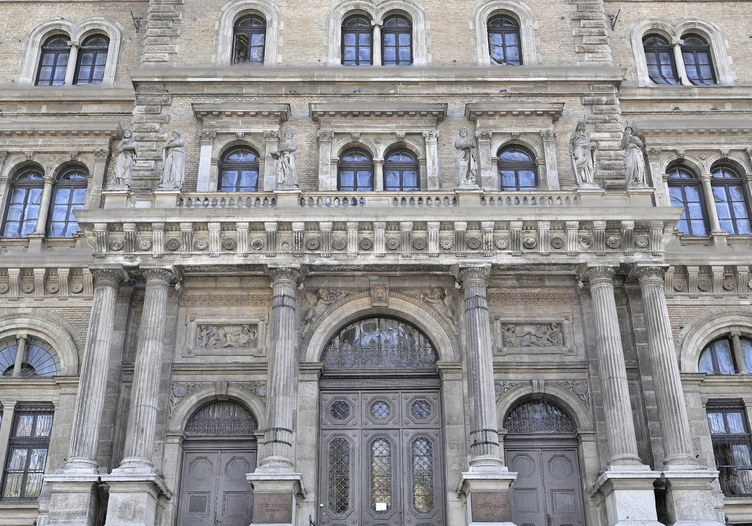 3D Palace Gate Facade Model - TurboSquid 1634250